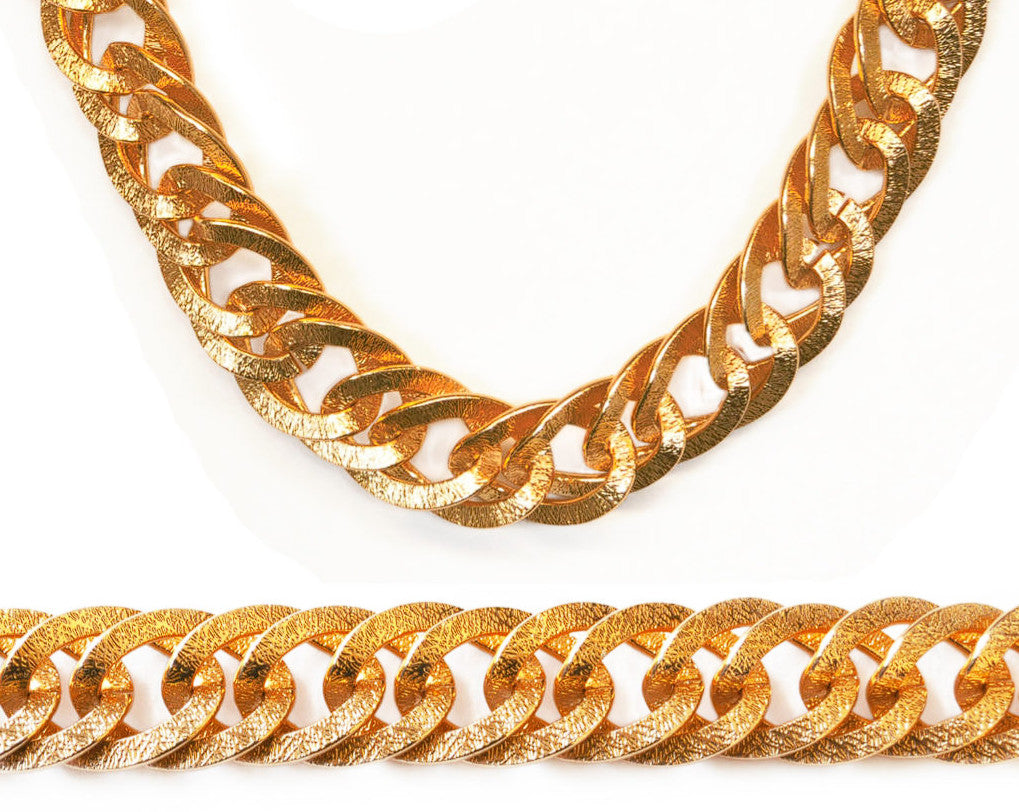 Gold Pimp Chain – The Life of the Party